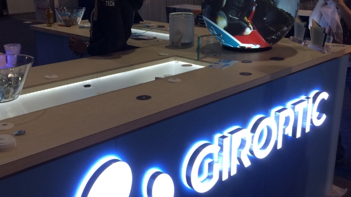 Spherical Computer Monitor at CES 2015 - Blur Busters